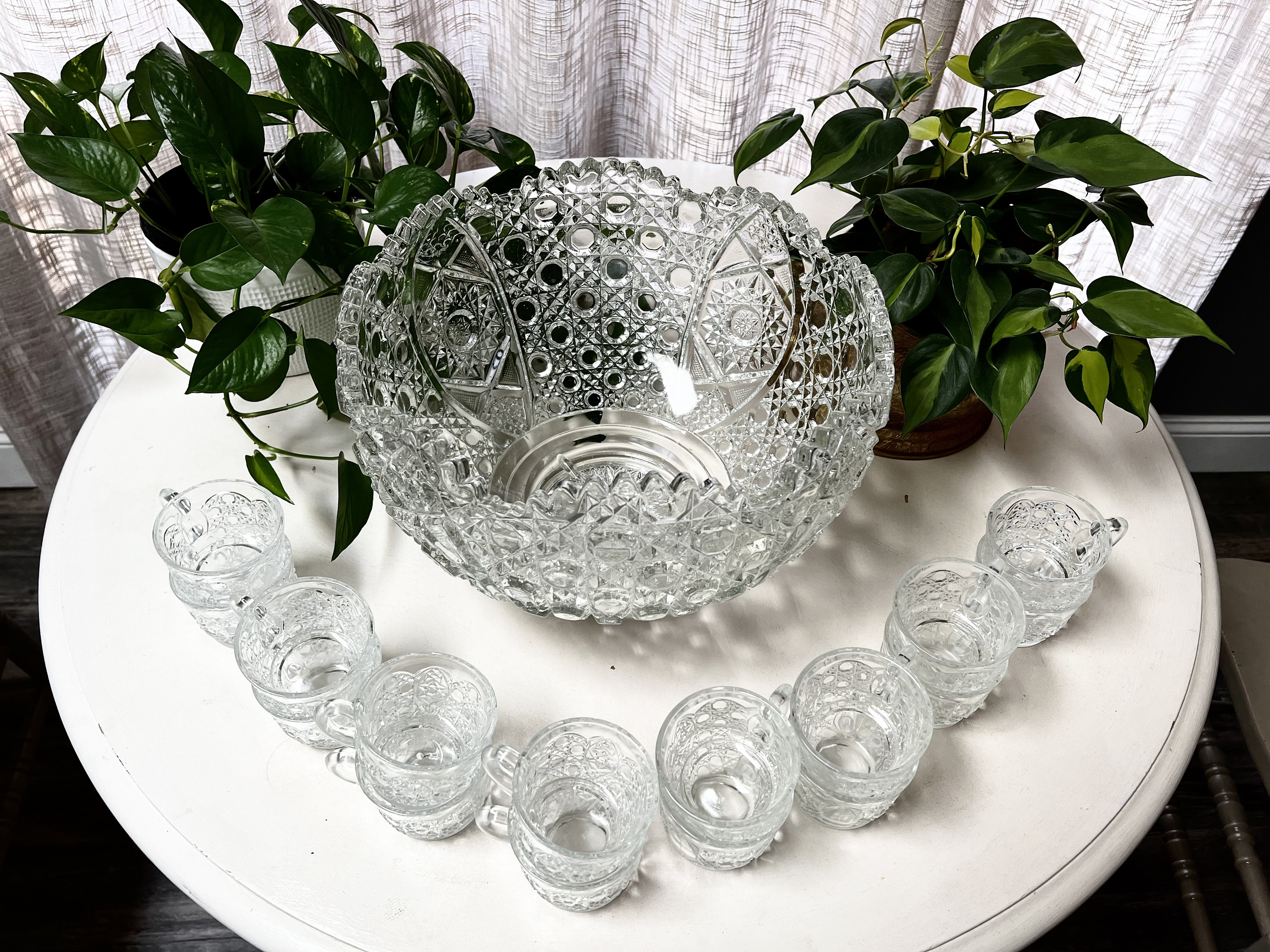 Vintage Daisy and Button Crystal Punch Bowl Set With 16 Matching Cups ...