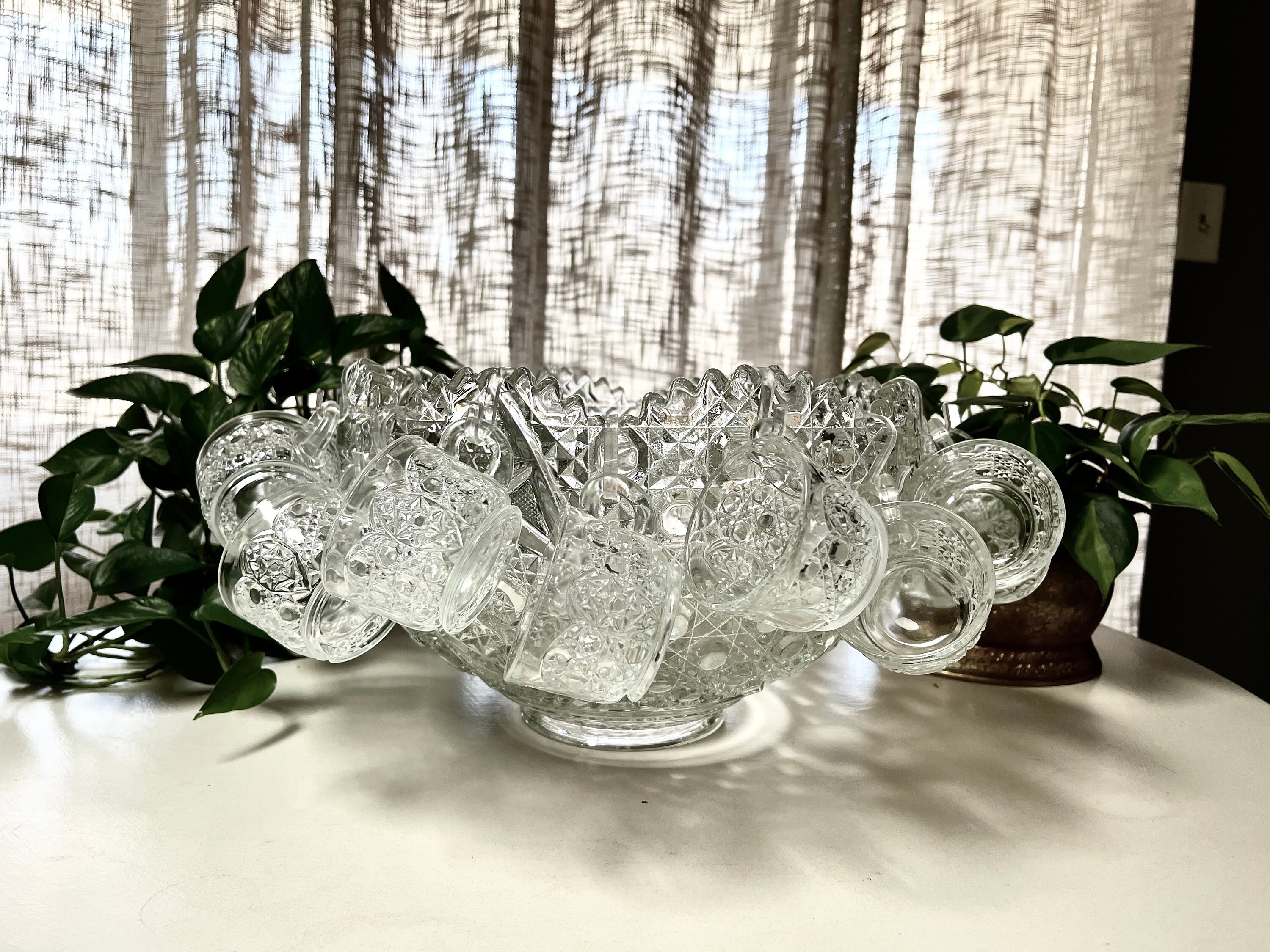 Vintage Daisy and Button Crystal Punch Bowl Set With 16 Matching Cups ...