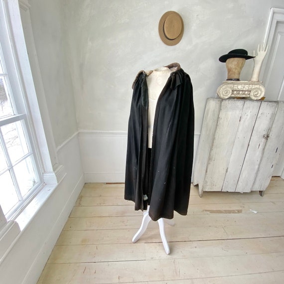 Cloak or cape Antique French Hooded overcoat c1890 fe… - Gem