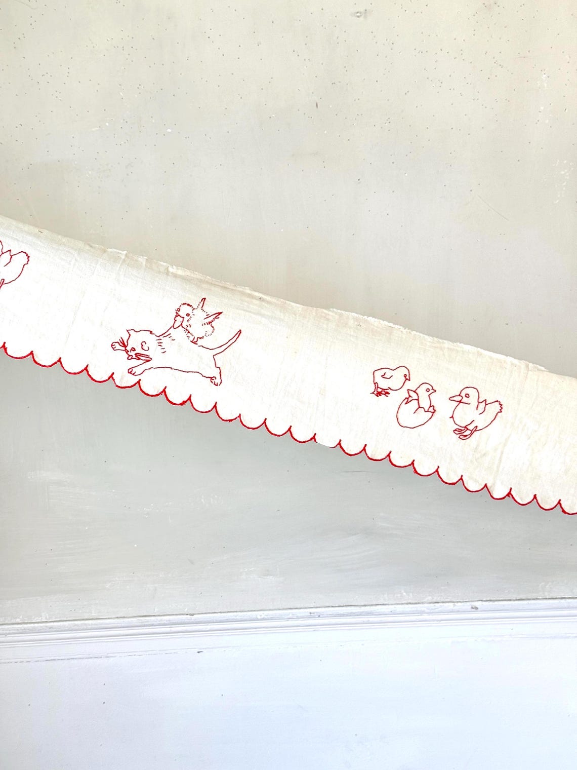 89x7 Embroidered Redwork French Old 1920s 1930s Kitchen Valance Red ...
