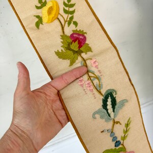 Vintage 1930's Bell Pull With Crewelwork Floral Embroidery Design ...