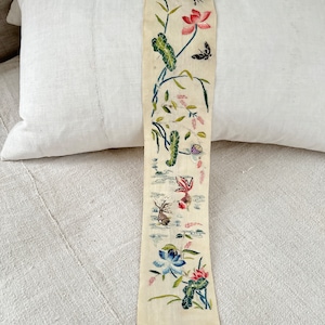 Vintage Chinese or Japanese Embroidery Fabric Silk Embroidered Trim ...