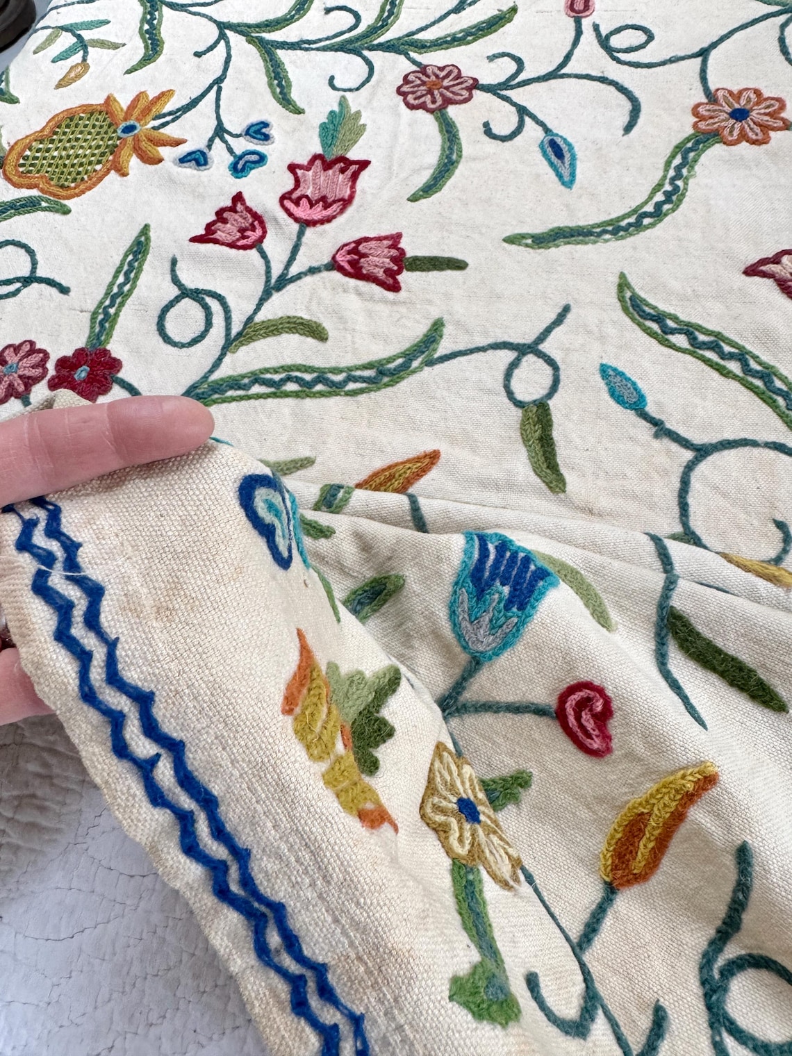 101x86 Embroidered Crewelwork Wall Art Hanging Handmade Unique Coverlet ...