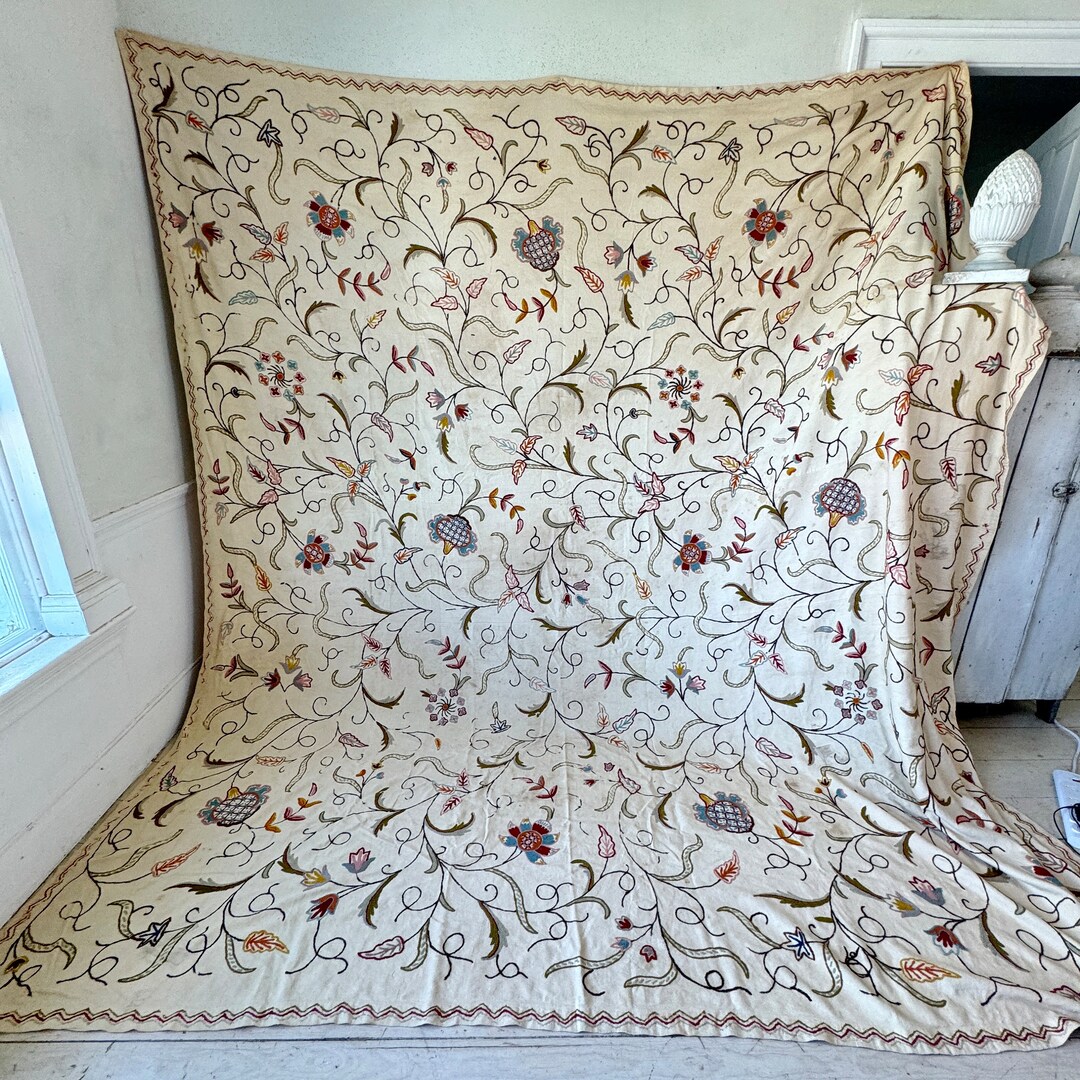118x111 GORGEOUS Crewelwork Curtain Bedcover Tapestry Wall Hanging Wool ...