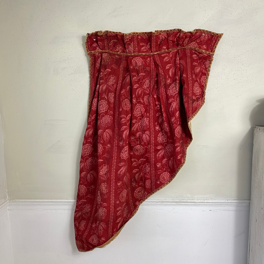 Acanthus Scroll French Toile Valance Curtain Antique Red Toile 1870 ...