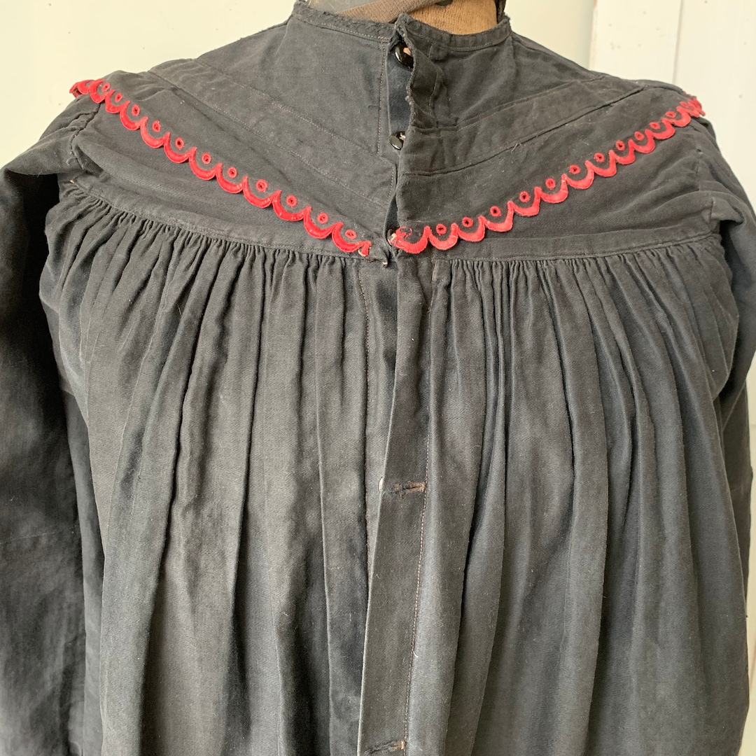 Vintage Choir Robes French Black Cloak With Red Details Boho Shabby ...