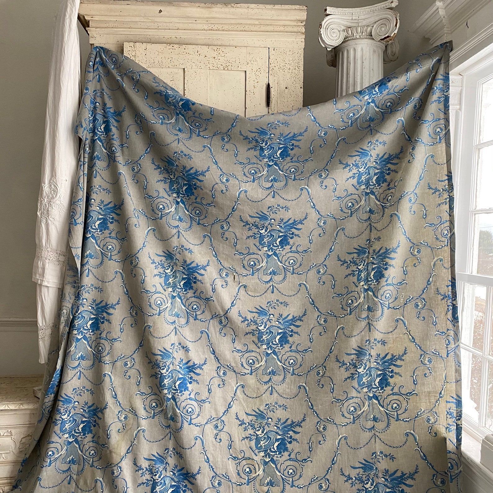 Farmhouse Cottagecore Cottage Style Linen GRAY Blue Antique French ...