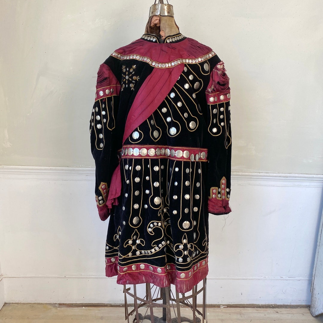 Black and Red Velvet Independent Order of Odd Fellows Regalia CE Ward ...