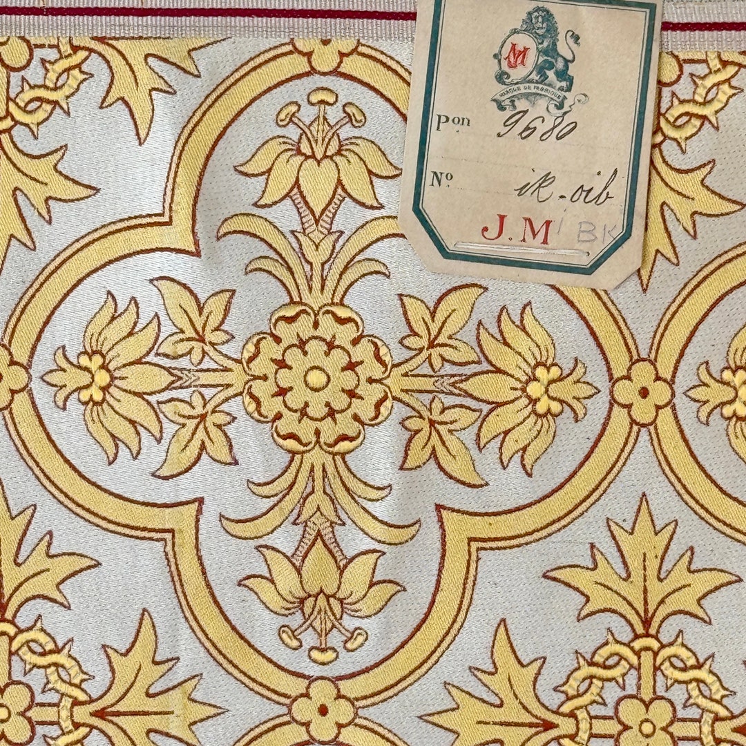 22x9 TAG French Antique Silk Brocade Woven Document Design Pattern ...