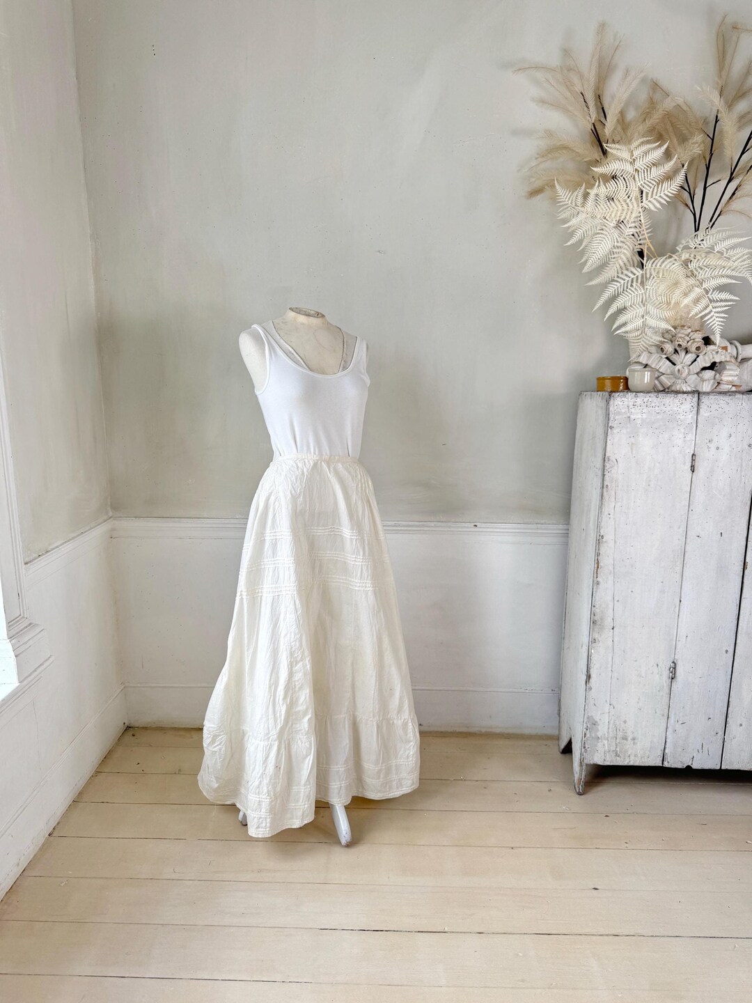 30 Inch W Victorian / Edwardian White French Cotton Petticoat Pettycoat ...