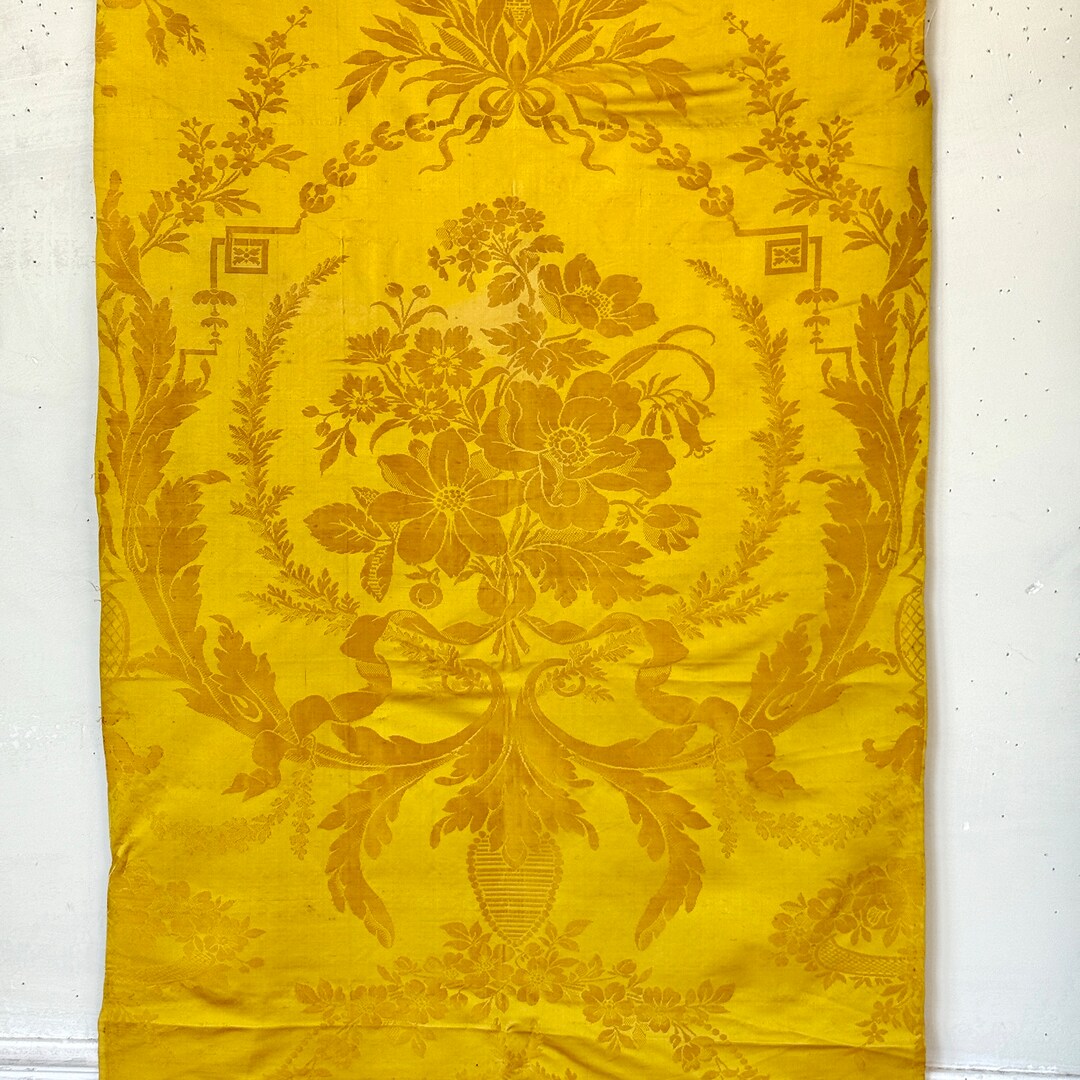 46x20.5 Silk De Lyon Gold Tones Yellow Damask Weave Fabric Material Eco ...