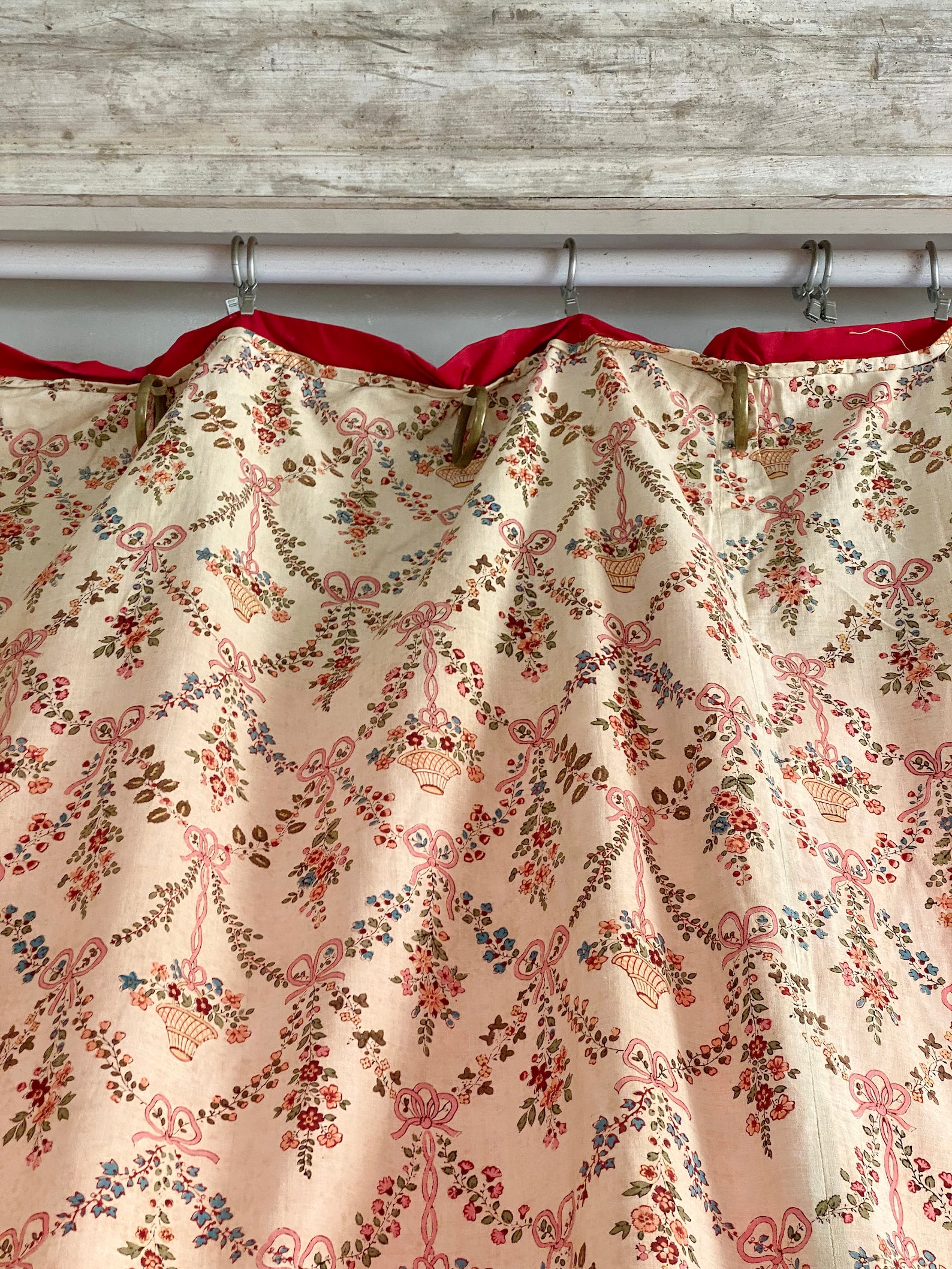 Vintage Drape curtain floral basket ribbon c1880-1890 | Etsy
