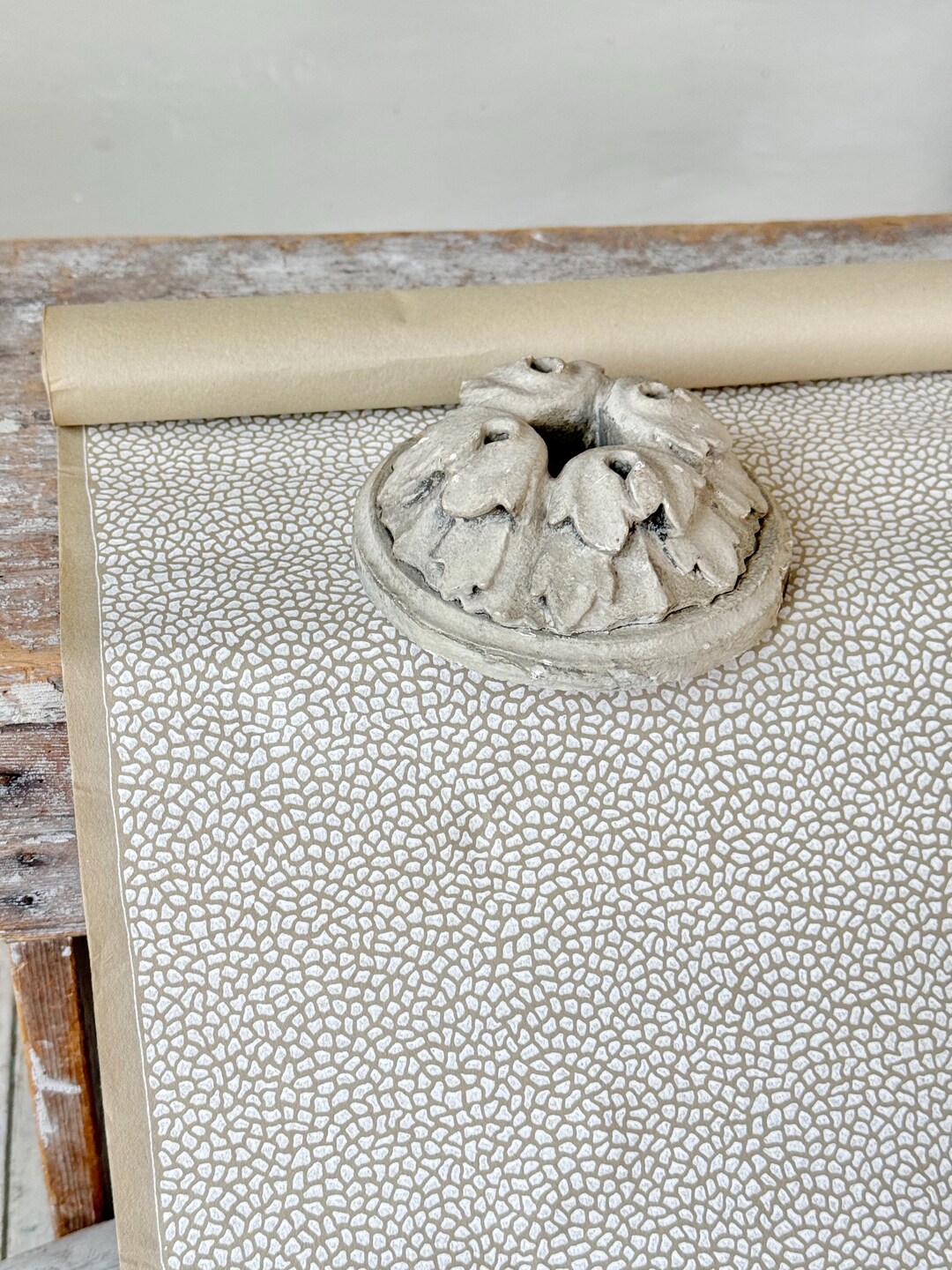4yds (8yds Avail) French 1920s Wallpaper Neutral Pebble Pattern Tone on ...