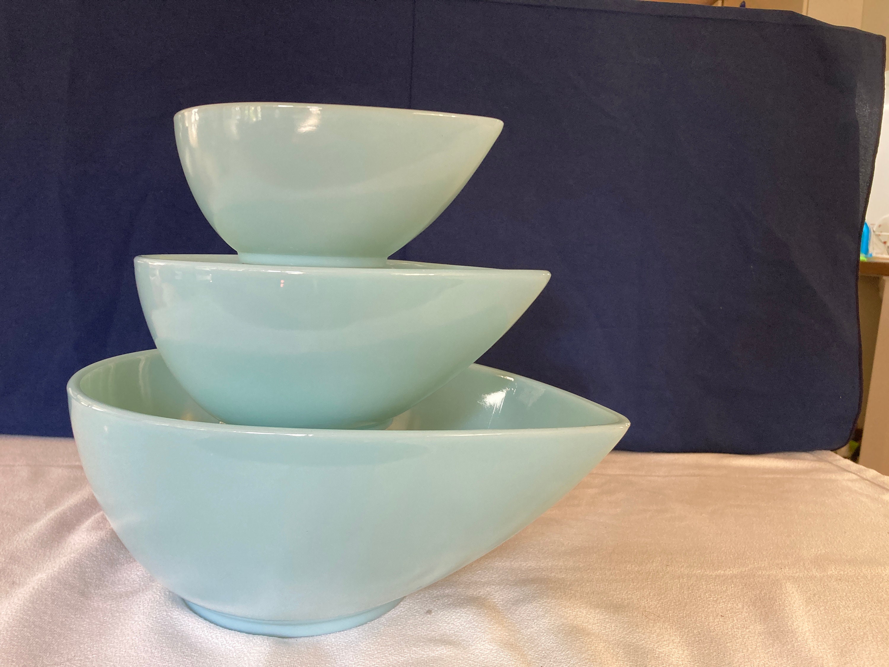 Set of 3 Fire King Turquoise Blue Swedish Modern Teardrop Mixing Bowls ...