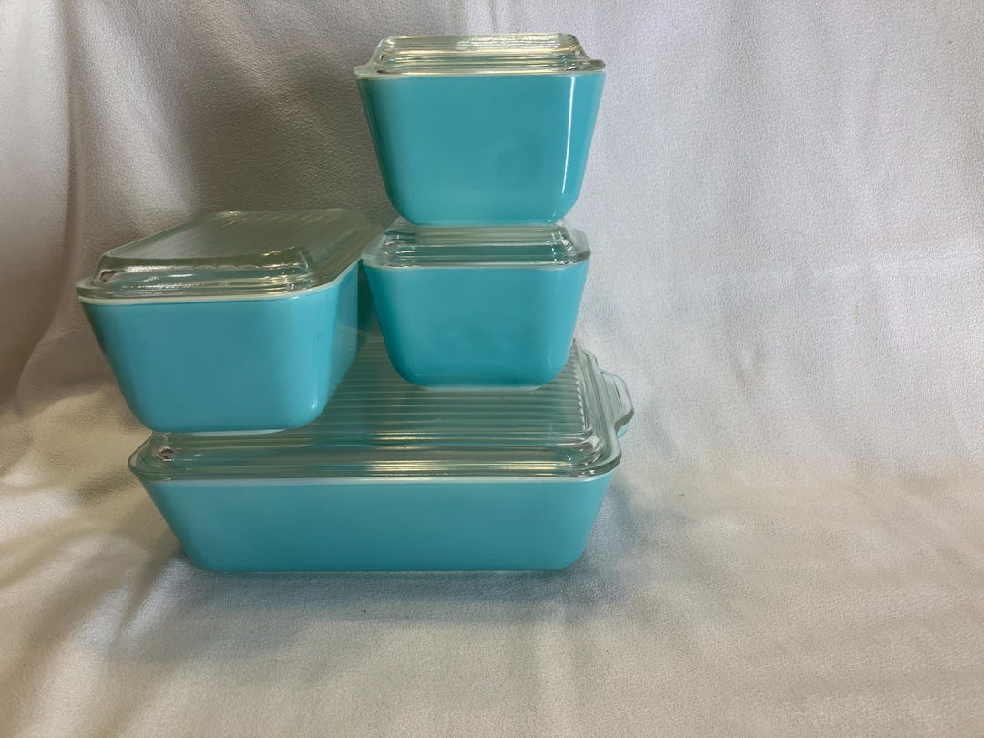 Rare Find Complete Set of Turquoise Pyrex Space Savers/ Fridgies Like ...