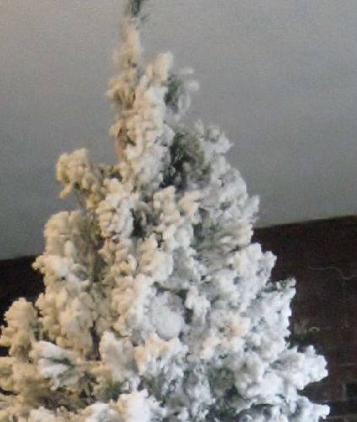 Tree Flocking Snow White Bonding Flock 2 Pounds FREE - Etsy