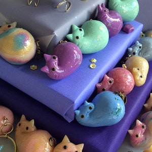 Blobby Cats • CUSTOM! Cat Charm / Sculpture / Figurine / Cute - Etsy