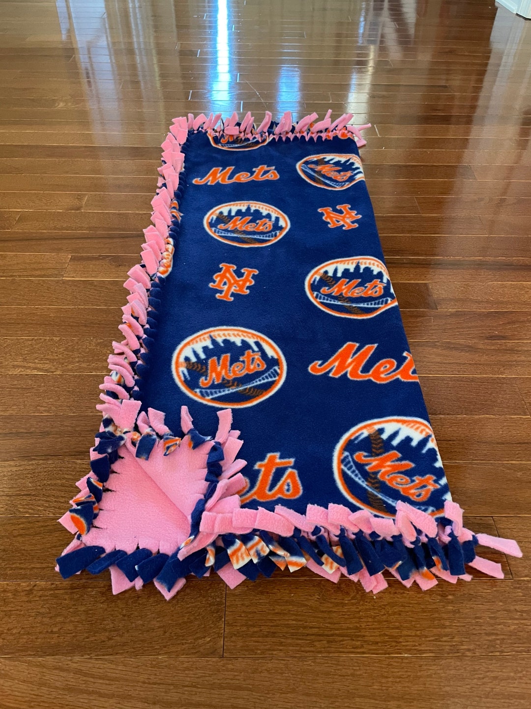 NY Mets MLB Baby Blanket | Mets Pink Fleece Tie Blanket | Mets Pet ...