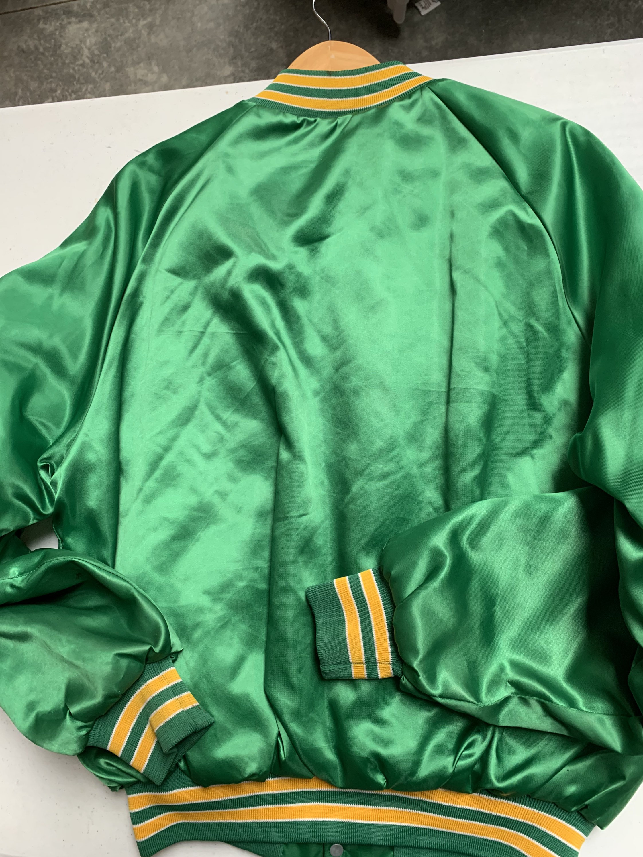 Rare Vintage USA Pears Pear Bureau Nylon Jacket Size Large Quality Made ...