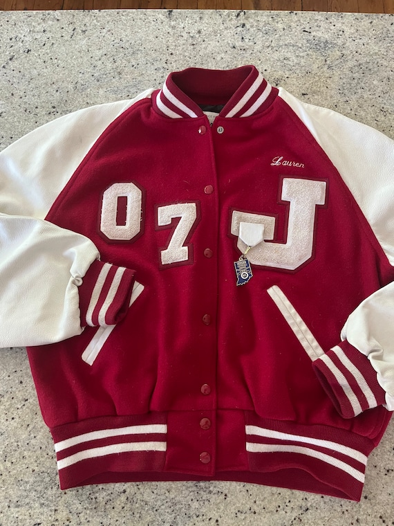 Red & White Varsity Letter J 07 Jacket Size Ladies XL… - Gem