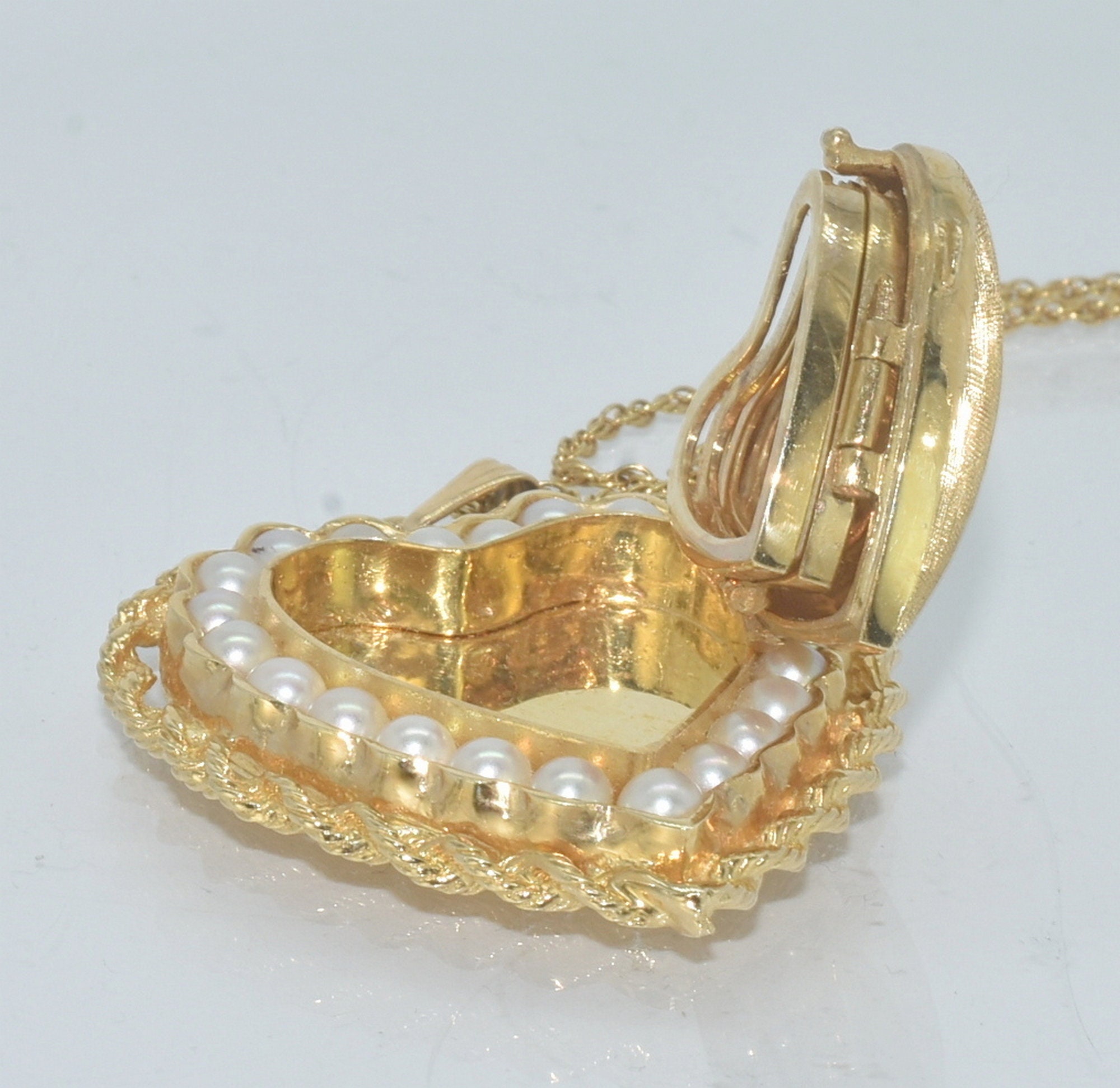 14K Heart Shaped Locket - Etsy