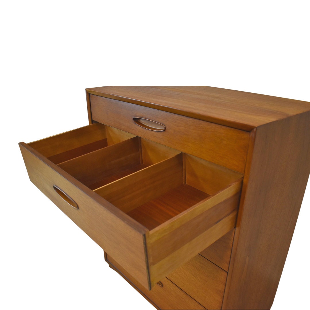 Henredon Chest 5 Drawers Walnut Great Condition Mid Century Modern ...