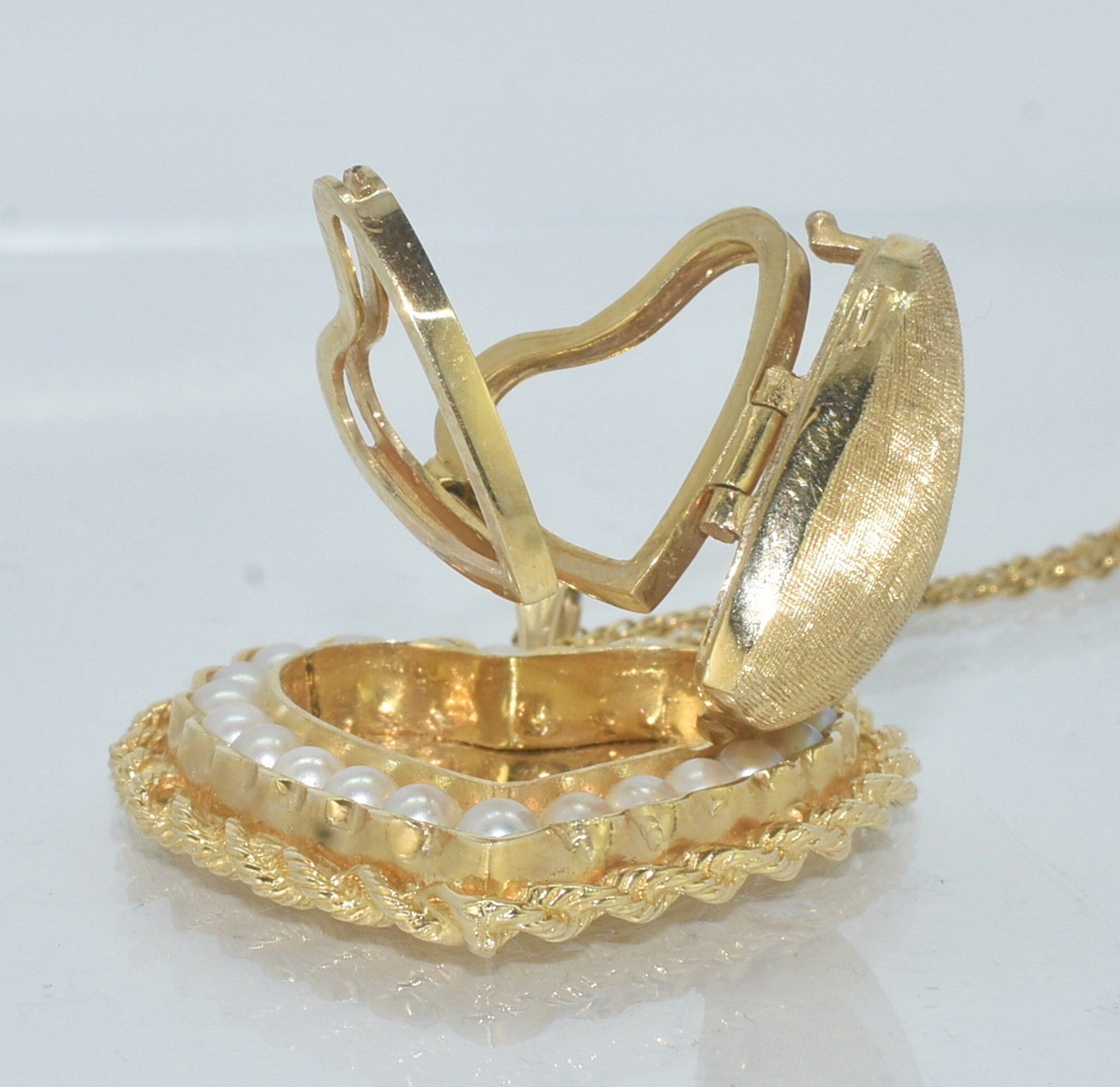 14K Heart Shaped Locket - Etsy