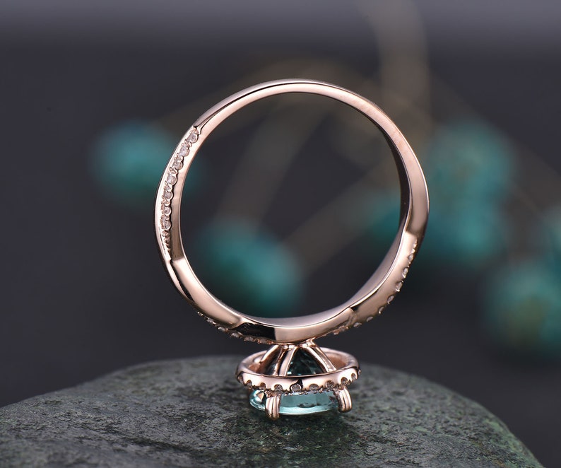 Round Shaped Alexandrite Ring Vintage Alexandrite Engagement Ring Solid ...