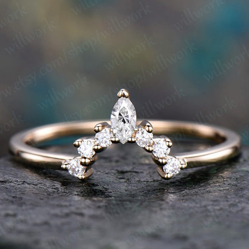 Crown Wedding Band - Etsy