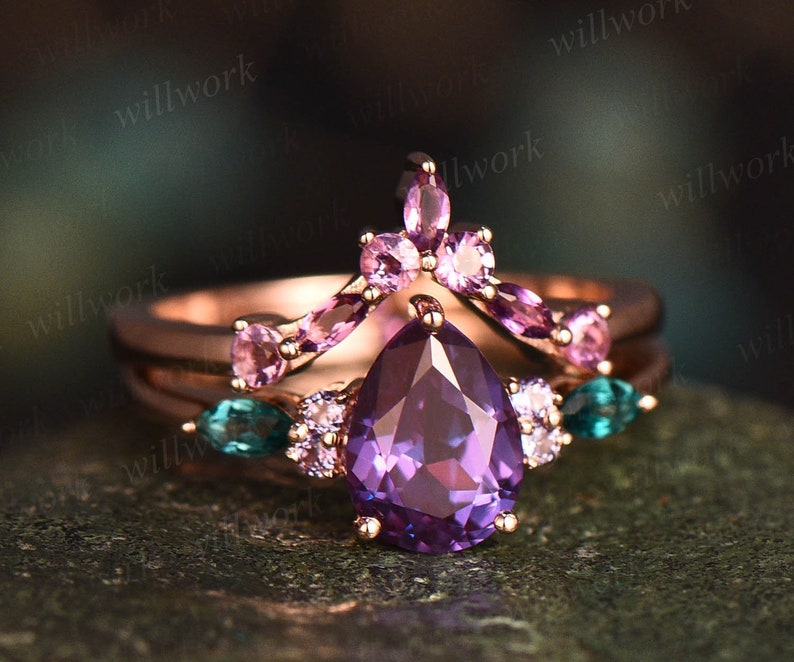 Pear Alexandrite Ring for Women Vintage Alexandrite Engagement Ring Set ...