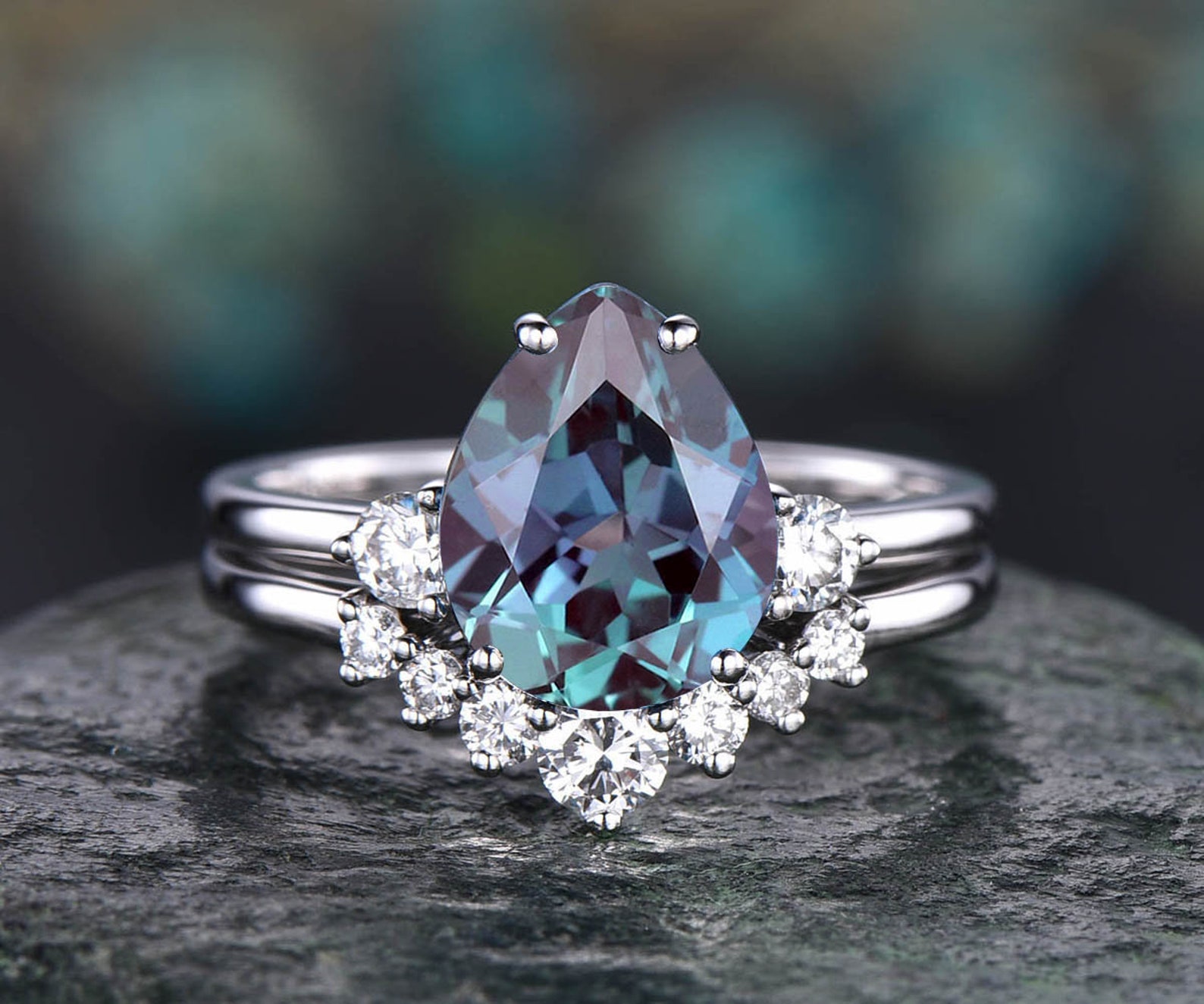 2pcs 8x10mm Pear Alexandrite Ring Set Three Stone Alexandrite - Etsy