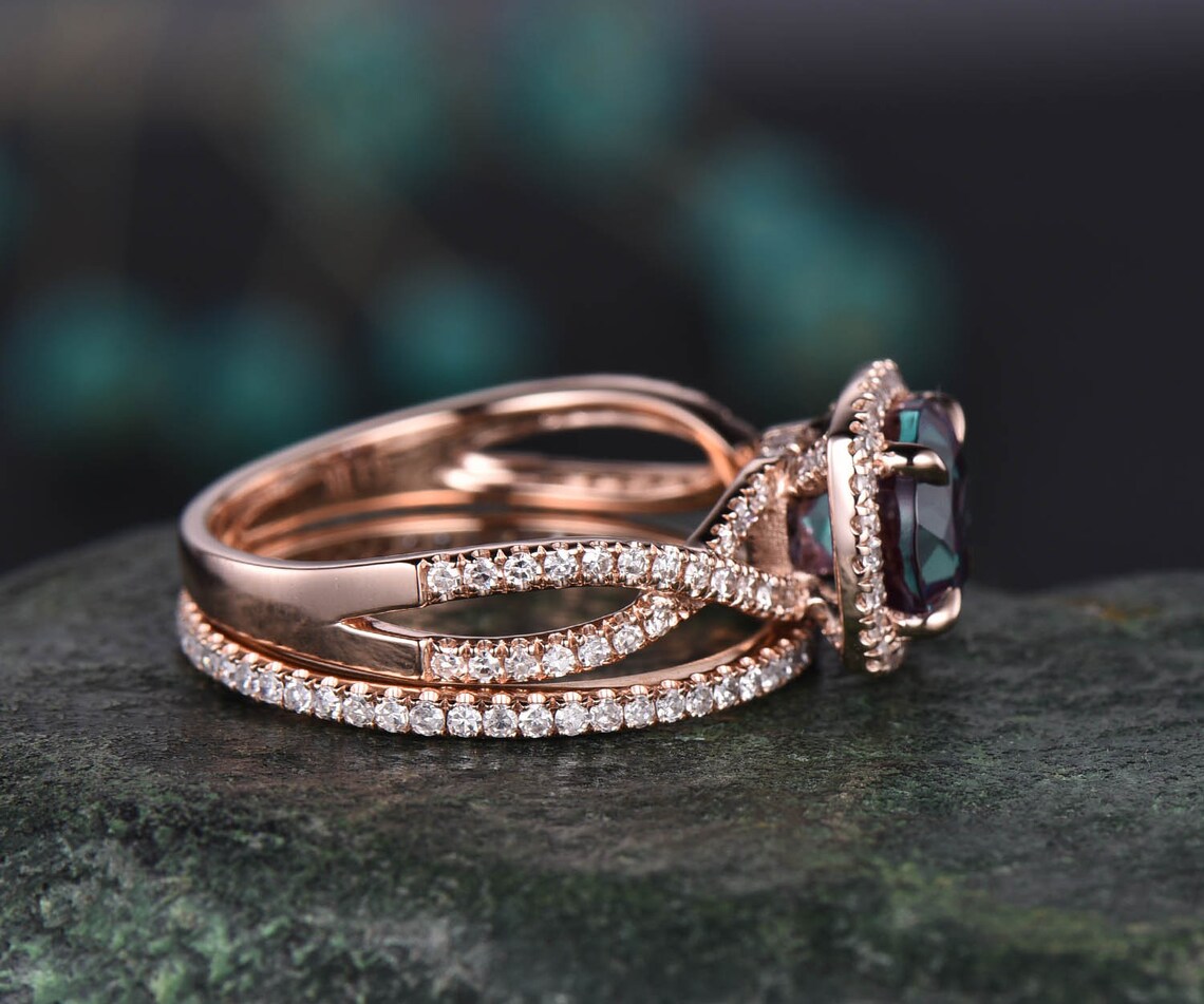 Unique Infinity Halo Engagement Ring 2pcs Round Alexandrite | Etsy
