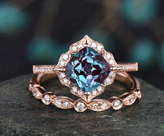 Cushion Cut Alexandrite Ring Gold Vintage Alternative Unique - Etsy