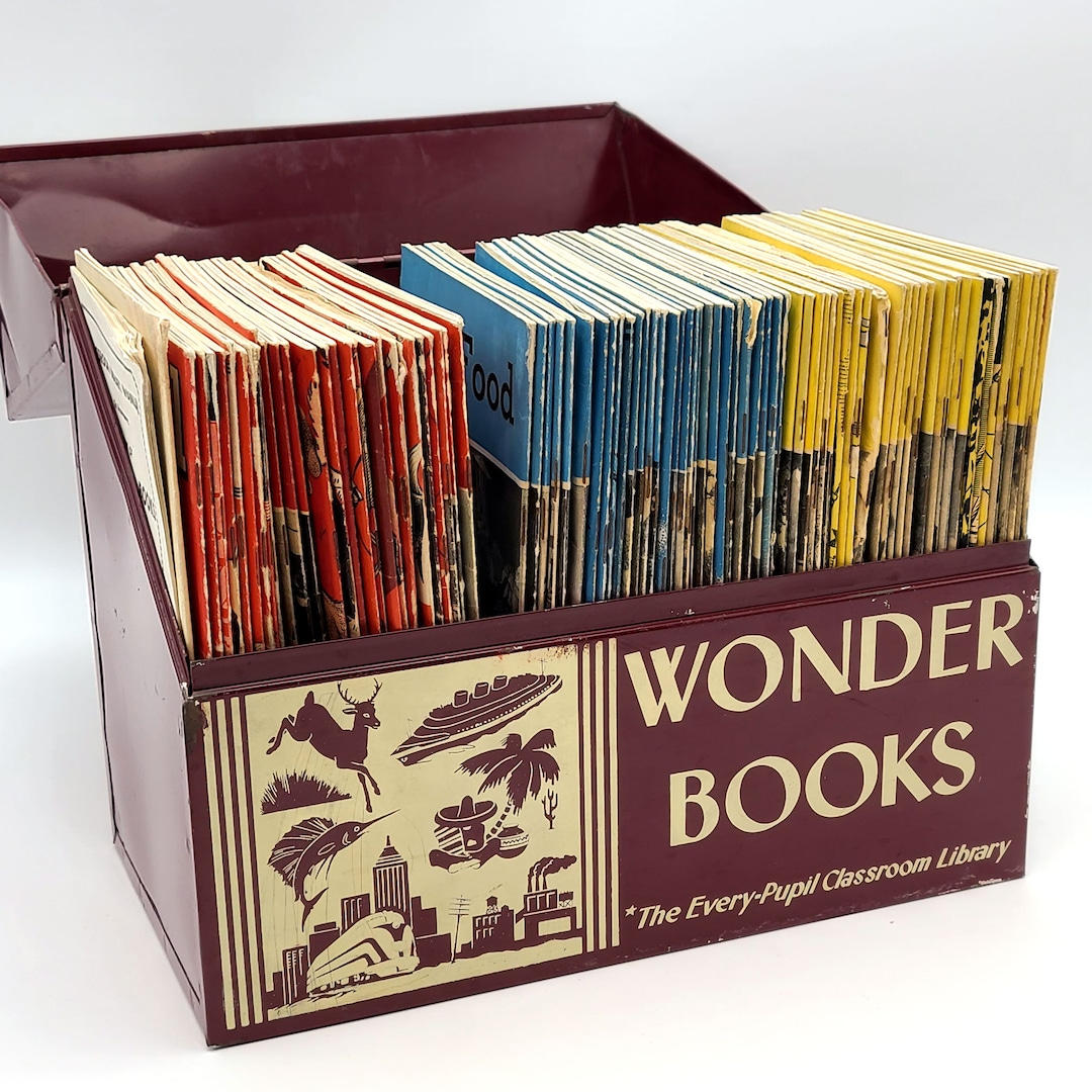 Library of 90 Little Wonder Books [near Complete] With Metal Case ...