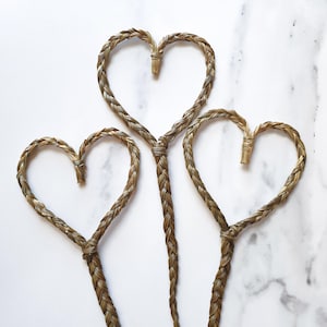 Hand-braided Sweetgrass Heart Sweetgrass Braid Sweetgrass Vanilla Grass ...