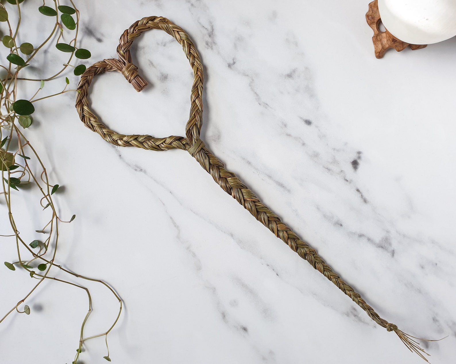 Hand-braided Sweetgrass Heart Sweetgrass Braid Sweetgrass - Etsy