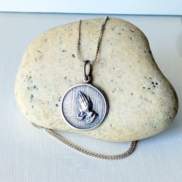 Mens Praying Hands Necklace - Etsy