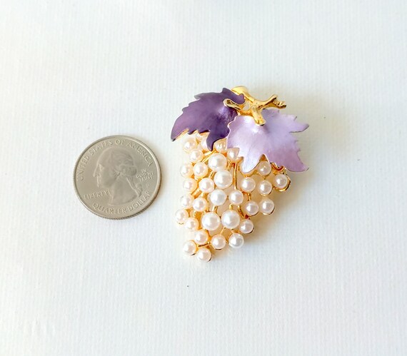 Gold Tone Grape Brooch Pearl Pin Costume Gold Gold To… - Gem