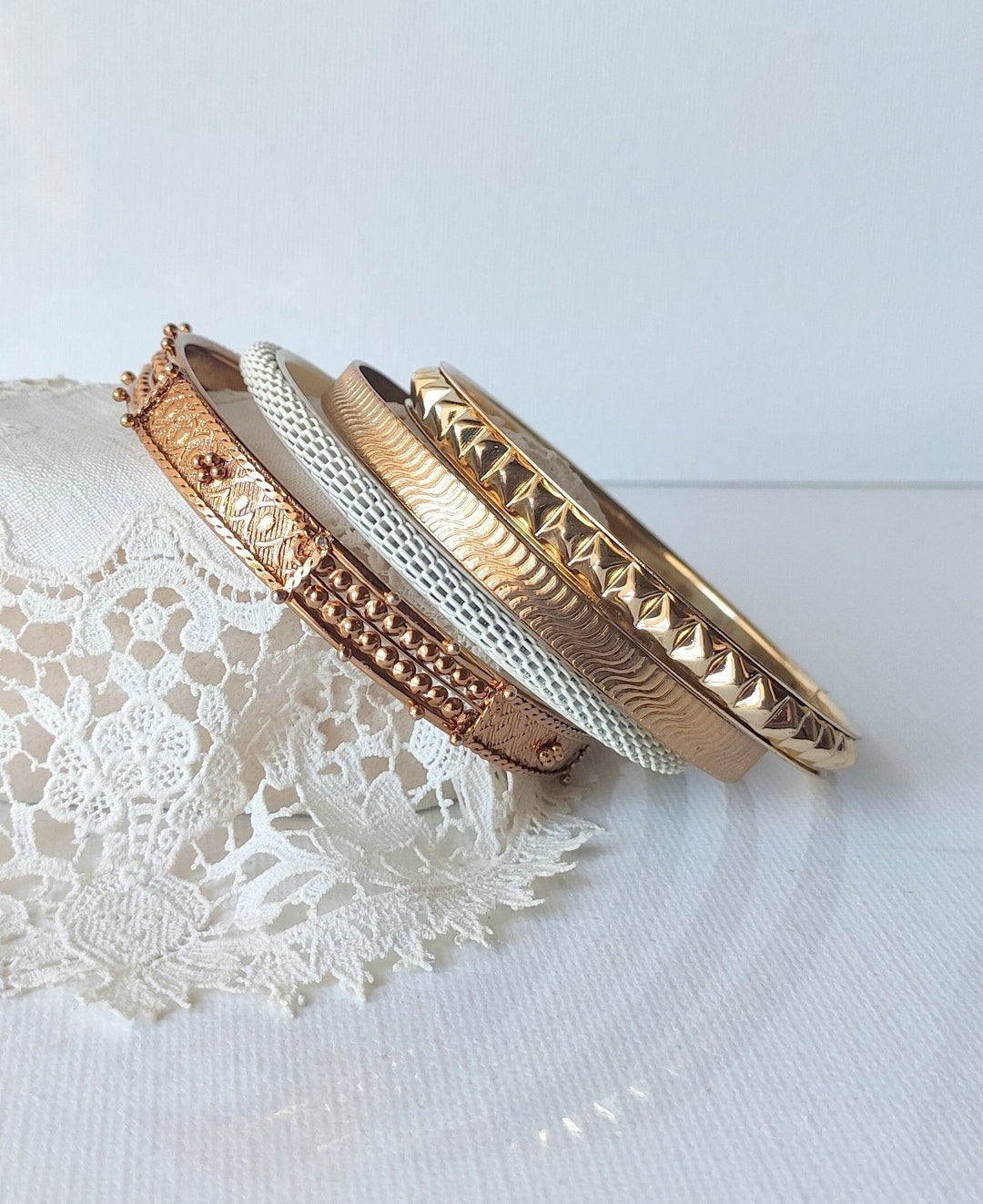 Gold Tone Stackable Bangles Vintage Set of 4 Gold White Bangles, Gypsy ...