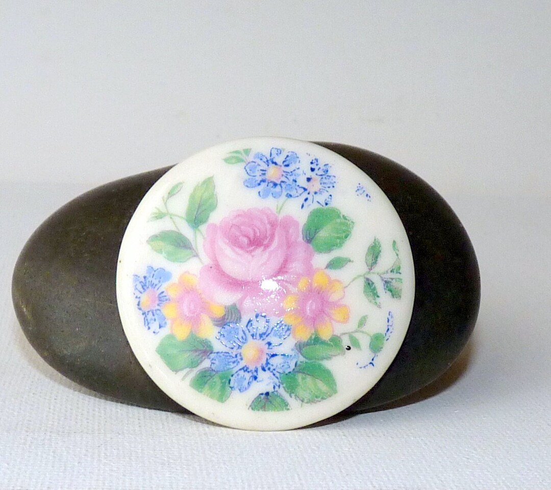 Ceramic Pin With Flowers Round Brooch Vintage Flower Pin Brooch Gift ...