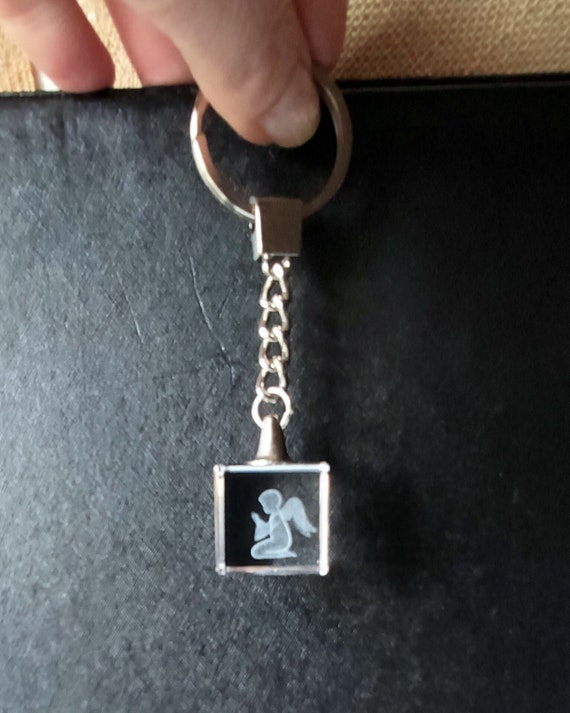 vintage engraved angels - Gem