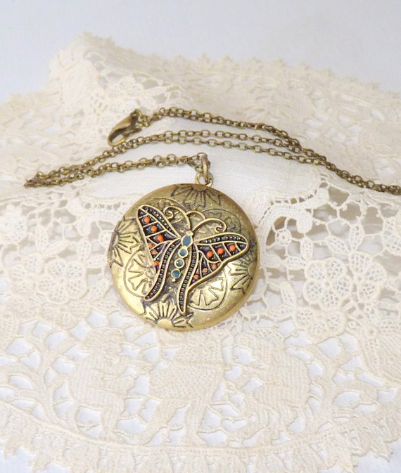 Brass Locket Necklace Vintage Round Butterfly Pendant… - Gem