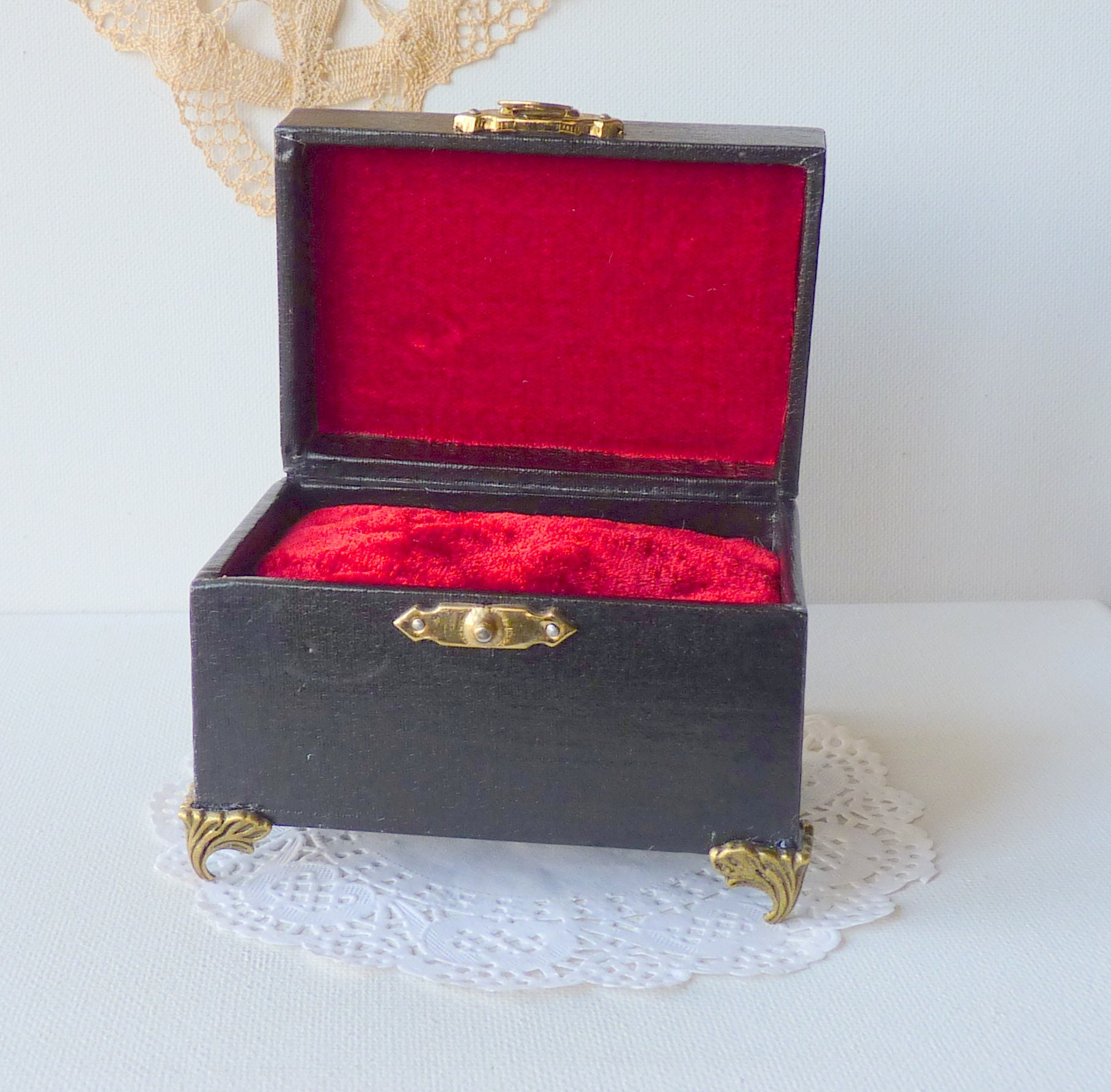 Vintage Jewelry Box Black Necklace Box Jewelry Display | Etsy