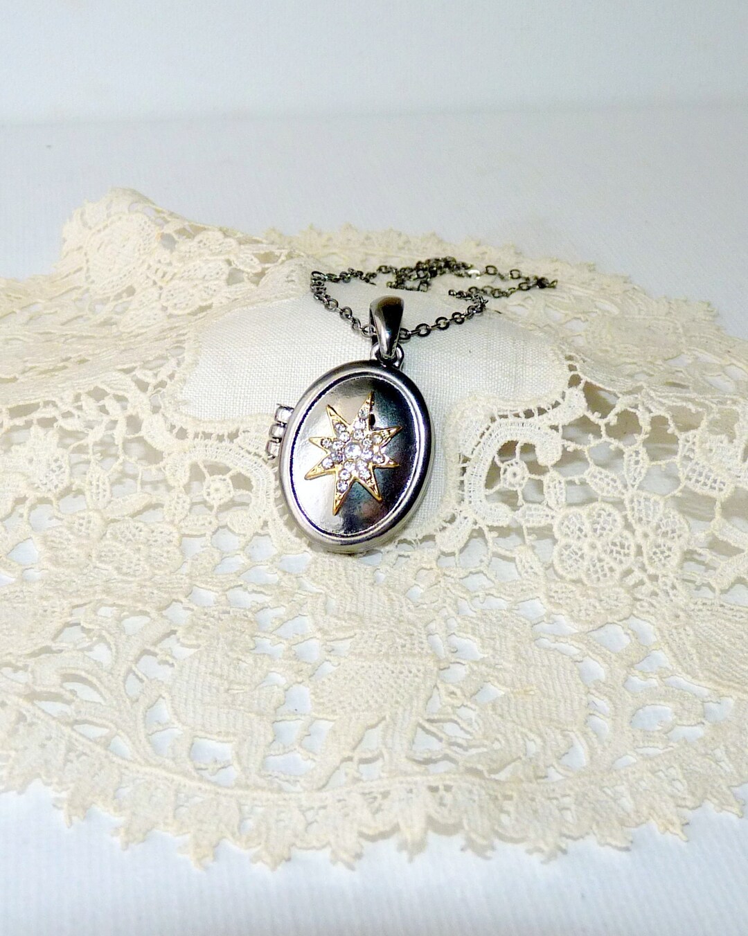 Gun Metal Star Locket Necklace Vintage 18 Chain Retro Locket Jewelry ...