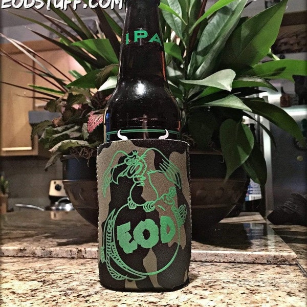 Buzzard Bomb and Pick Svg - Etsy