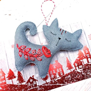 Felt Cat Decoration, Felt Christmas Ornament, Hand Embroidered Cat ...