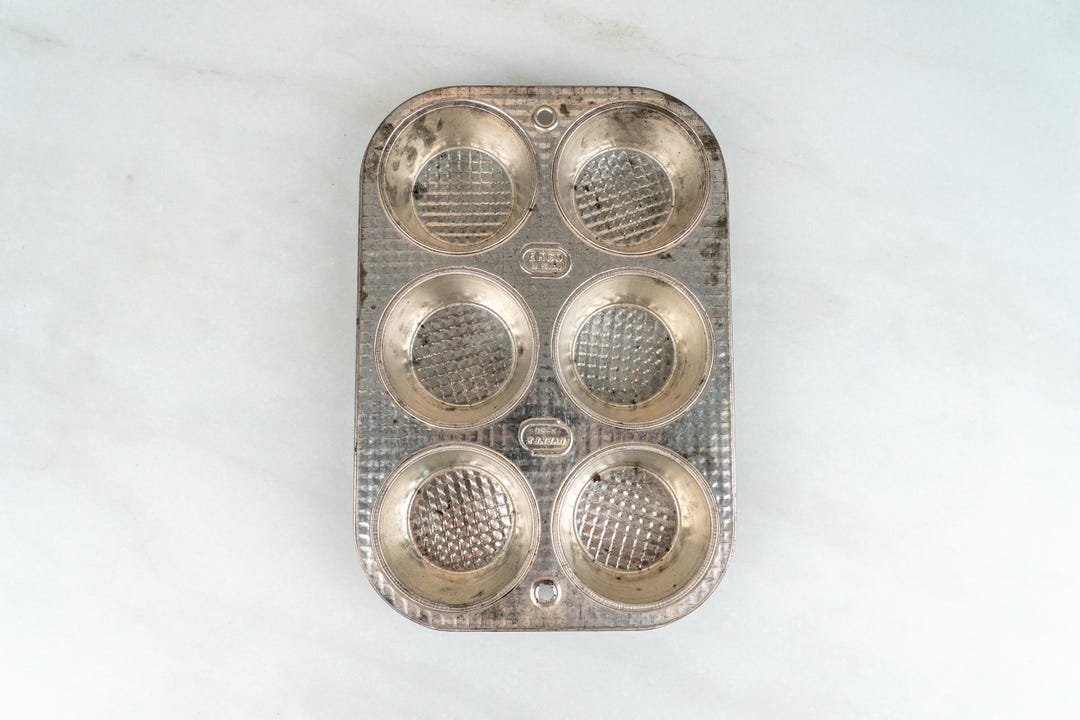 6 Cup Vintage OVENEX Waffle Muffin/cupcake Tin-food Photography Props ...