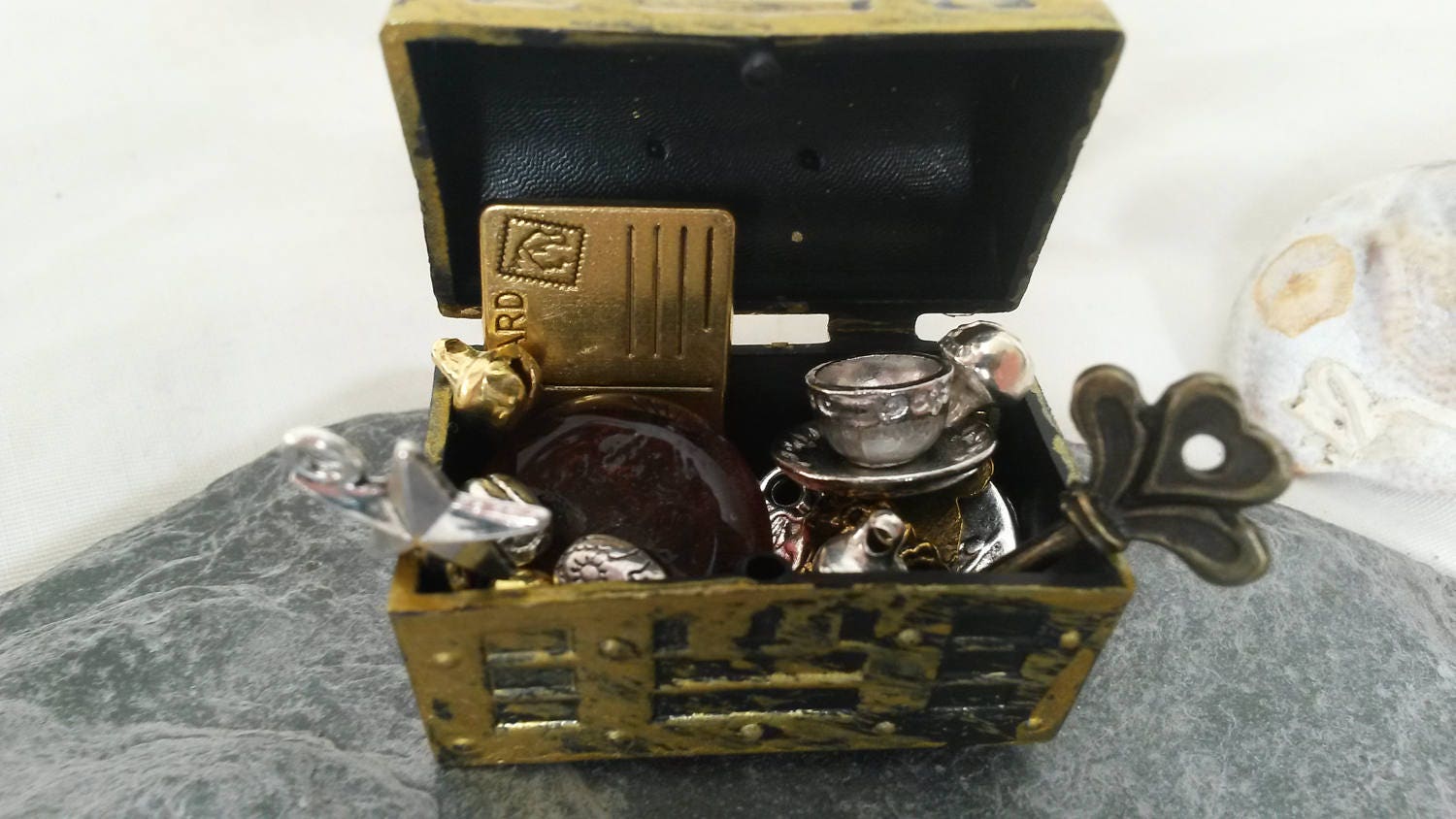 Fairy Treasure Chest With Wand, Fairy Door Key, Fairy Bells and Fairy ...