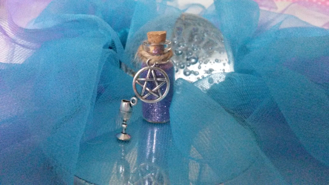 Magical Witch Dust Purple Glitter Magic Spell With Pentagram Charm and ...