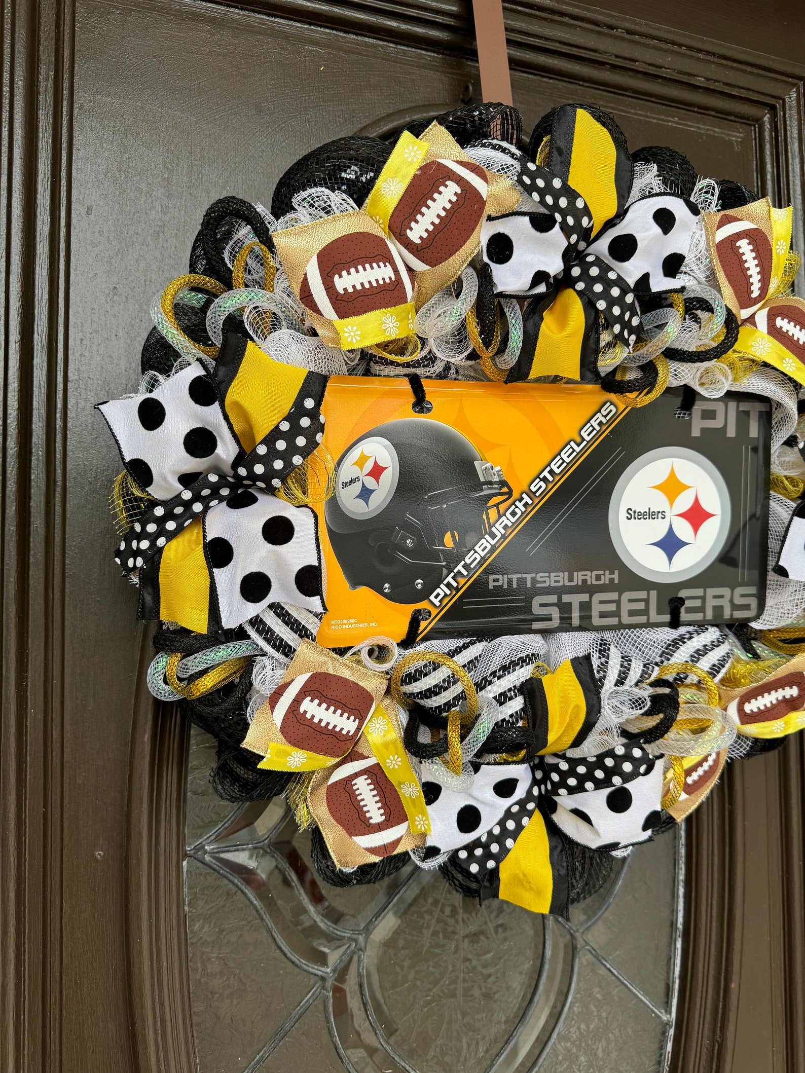 Steelers Pittsburgh Wreath . Football Wreath. Steelers Decor. Front ...